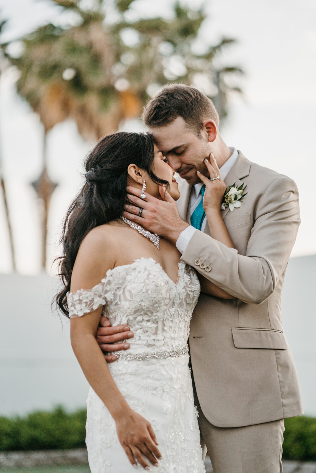 7 Indoor and Outdoor Wedding Venues In Las Vegas - Photo and Video ...