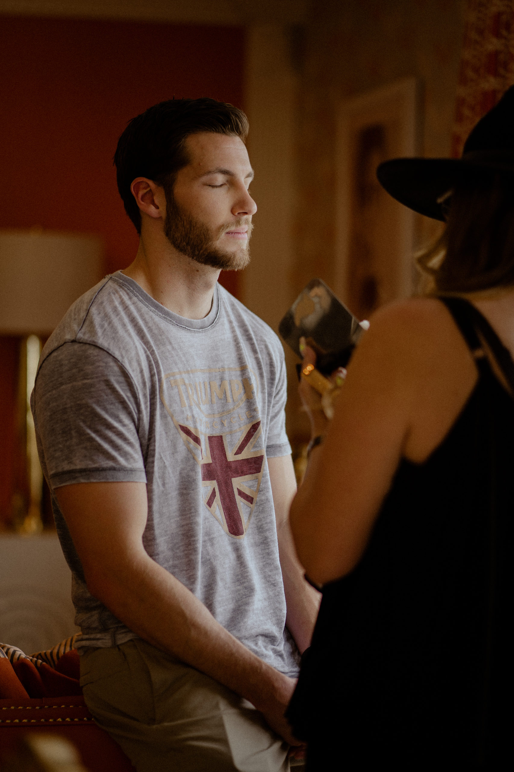 Downton Retro Vegas Elopement at Sure Thing Chapel | Mid Century Manor ...